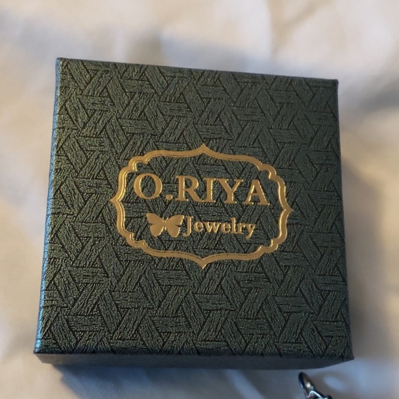 O.RIYA | Jewelry | Bracelet | Poshmark